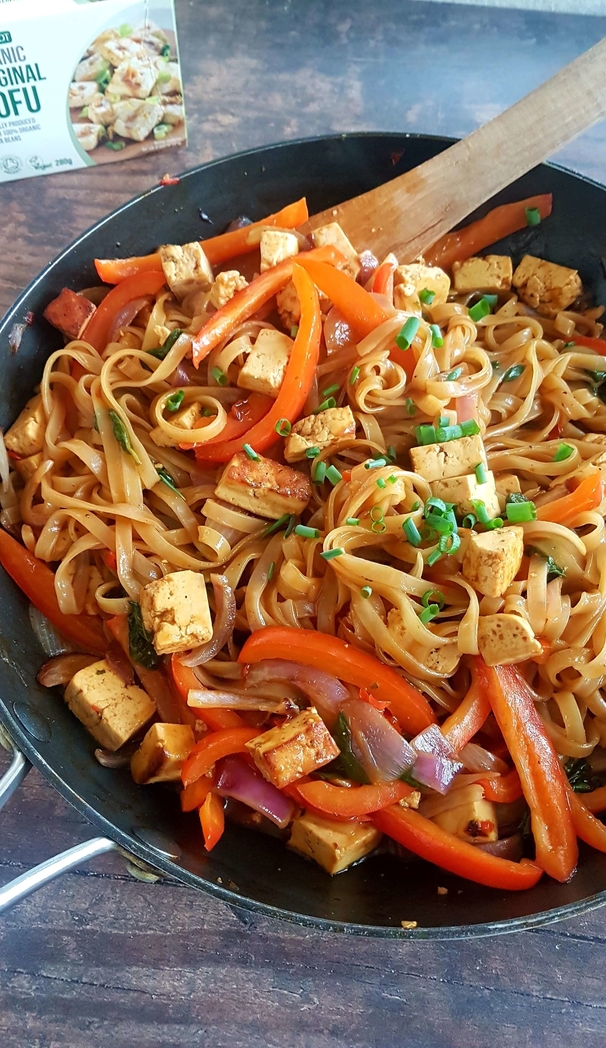 One-Pan Coconut Noodles - NathaliaFit